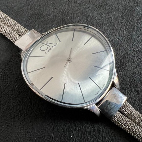 Calvin Klein | Accessories | Calvin Klein Curved Face Swiss Made Ladies ...